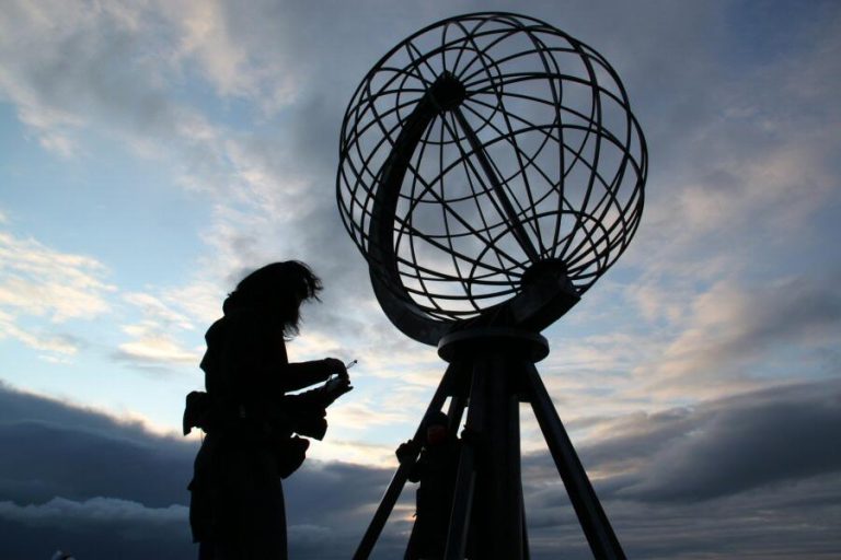 Come visitare Capo Nord (Norvegia) e vedere il sole di mezzanotte