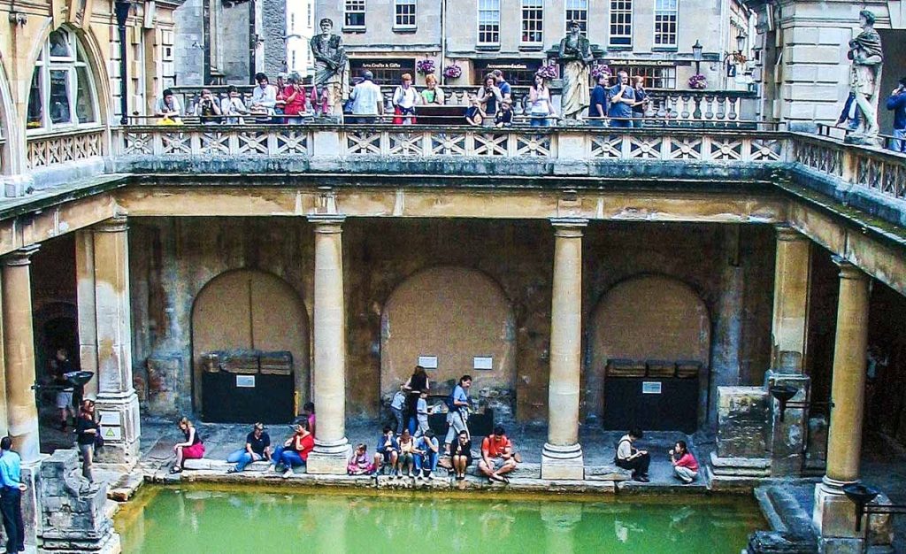 Comment visiter les thermes romains de Bath (Angleterre) : horaires, tarifs