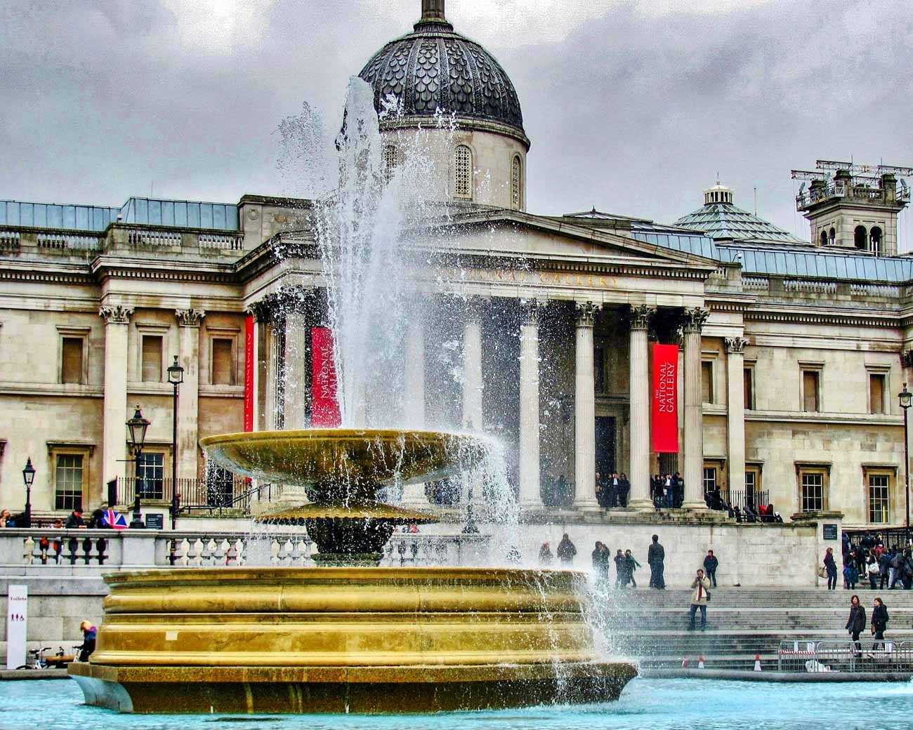 Así es Trafalgar Square, monumentos que ver en la plaza icono de Londres