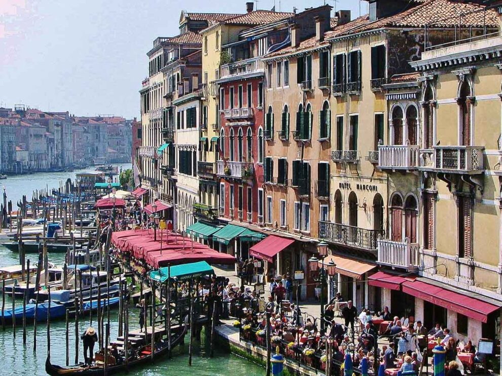Puente de Rialto, así es el gran icono del Gran Canal de Venecia