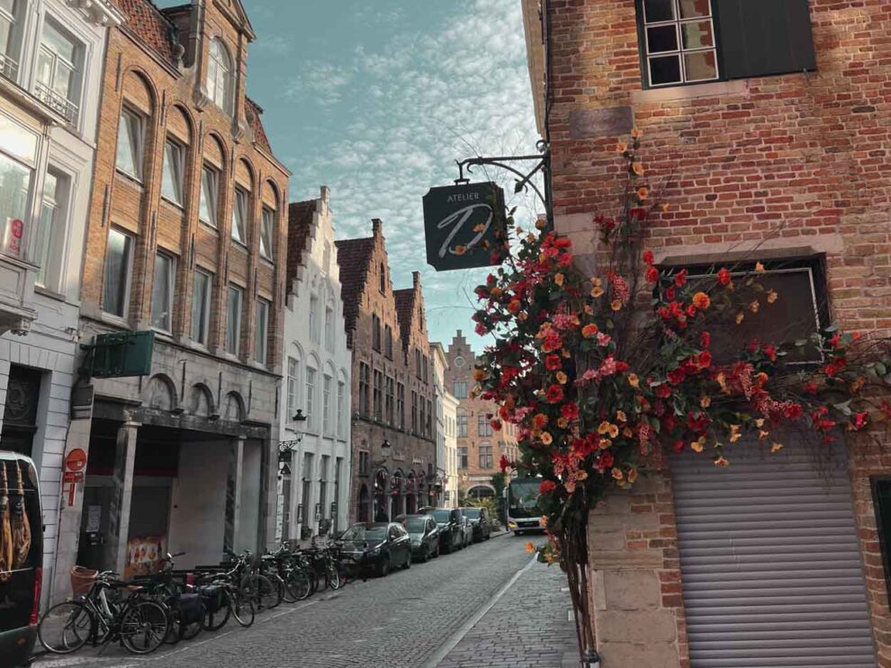 6 etapas clave de la Historia de Brujas (y la razón de su encanto medieval)