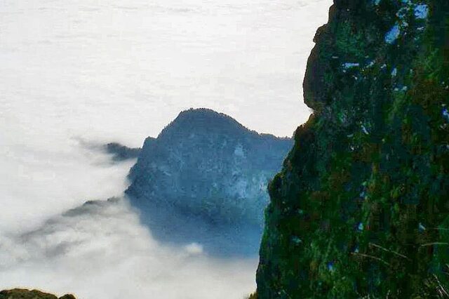 Monte Huashan, cómo subir por la peligrosa ruta de la montaña sagrada ...